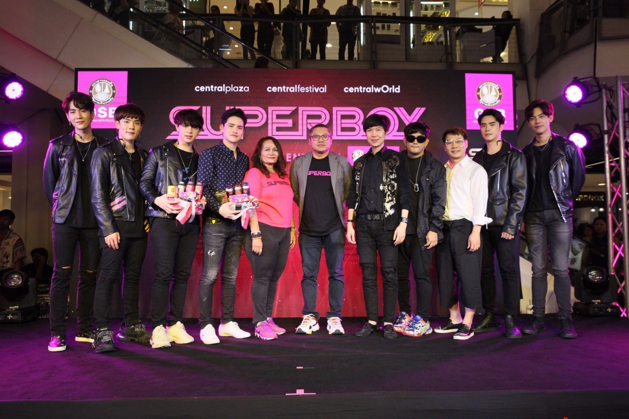 5 หนุ่ม ‘SBFIVE’ ยิ้มแก้มปริ! กระแสตอบรับ ‘Superboy Project Presented by GSB’ ภาคอีสานดีเกินคาด ...