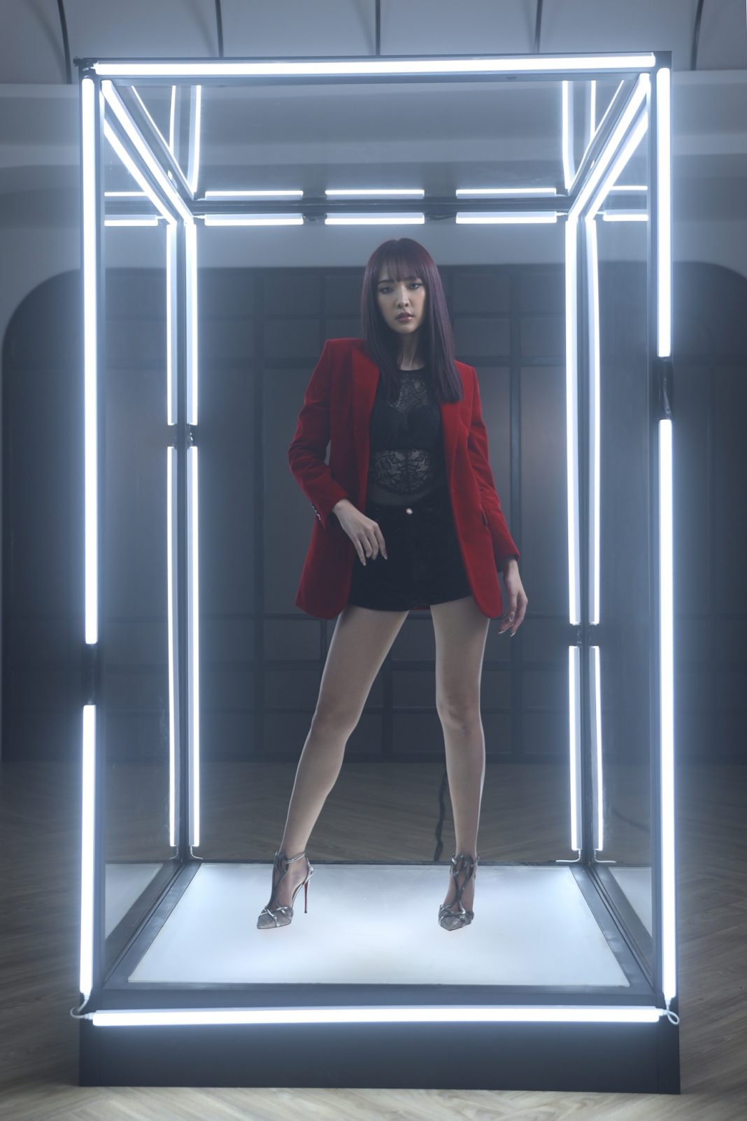 “SIZZY” ปล่อยซิงเกิลใหม่ “ห้ามใจ” เปลี่ยนลุคแซ่บ MV โดนใจแฟนๆ | KAZZ ...