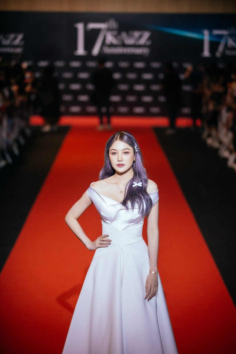 ยิ่งใหญ่จัดเต็ม!! บรรยากาศฉลองครบรอบ 17 ปี ‘KAZZ MAGAZINE’ ดารา ศิลปินขวัญใจวัยรุ่นหลากหลายค่าย ...