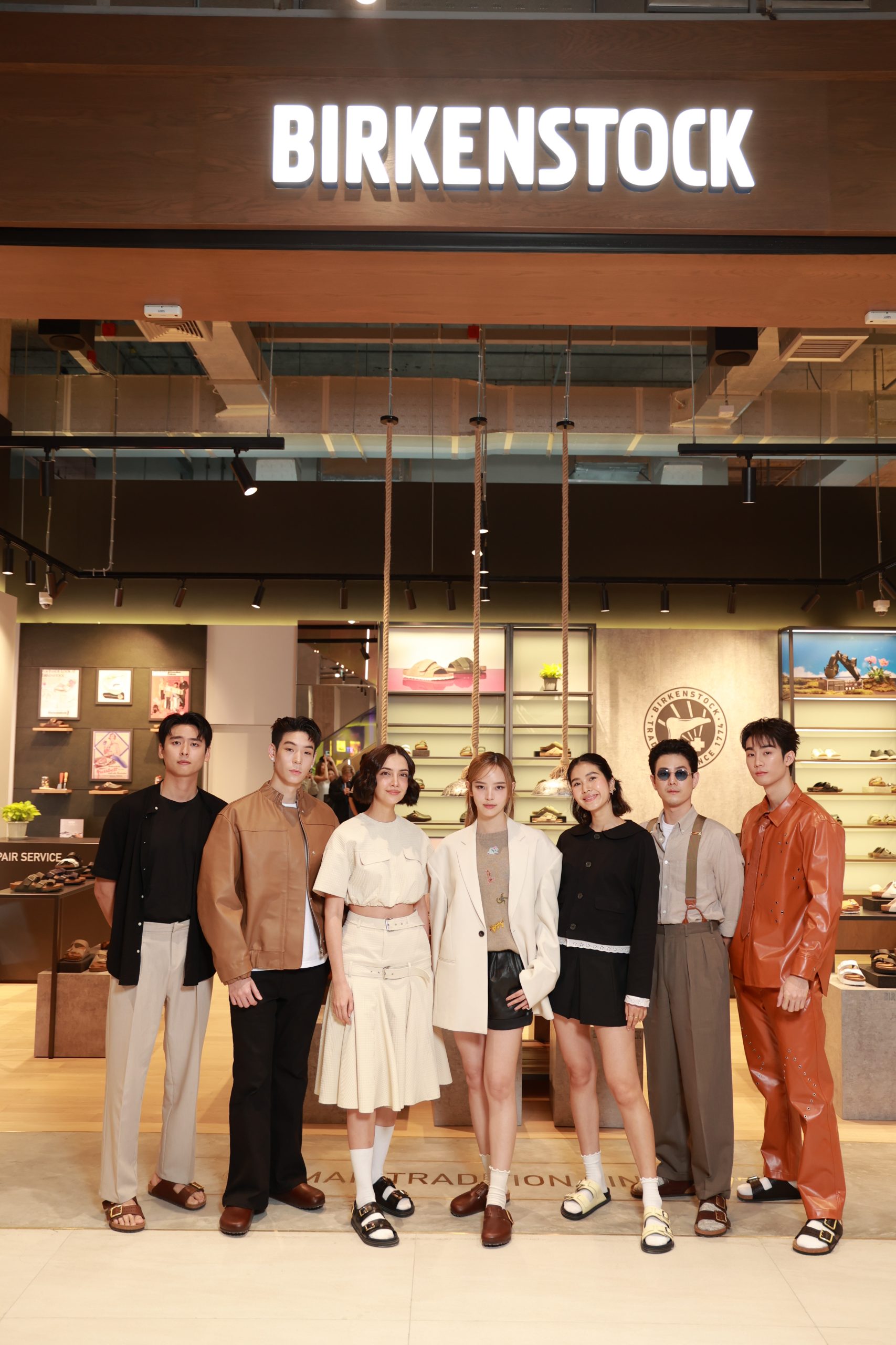 BIRKENSTOCK – OPENING NEW STORE @Emsphere | KAZZ Magazine