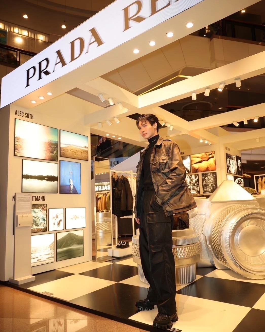 ฮอตเวอร์! “วิน เมธวิน” PRADA Ambassador บินตรงฮ่องกง ร่วมงาน “PRADA ...