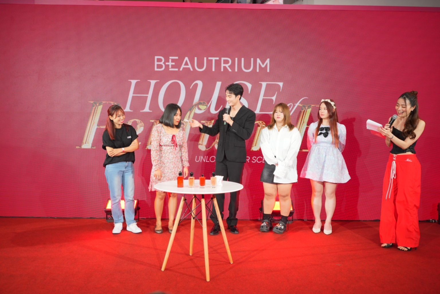 เปิดอาณาจักรเเห่งความหอมกับ BEAUTRIUM ในงาน HOUSE OF PERFUME ภายใต้คอนเซ็ปต์ UNLOCK YOUR SCENT ...